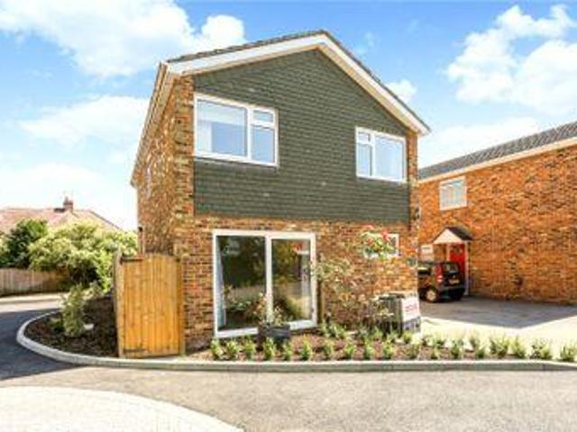 4 Bedrooms Detached house for sale in Bridgeman Drive, Windsor, Berkshire SL4