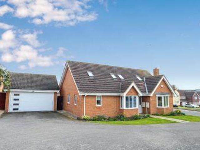 4 Bedrooms Detached house for sale in Brookend, Wootton, Northampton NN4