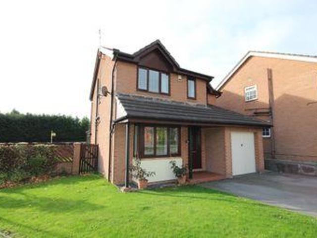4 Bedrooms Detached house for sale in Bryony Court, Middleton, Leeds LS10