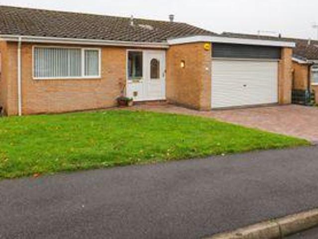 4 Bedrooms Detached house for sale in Camdale View, Ridgeway, Sheffield S12
