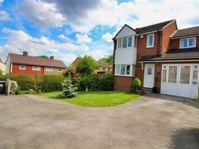 4 Bedrooms Detached house for sale in Cardwell Avenue, Woodhouse, Sheffield S13