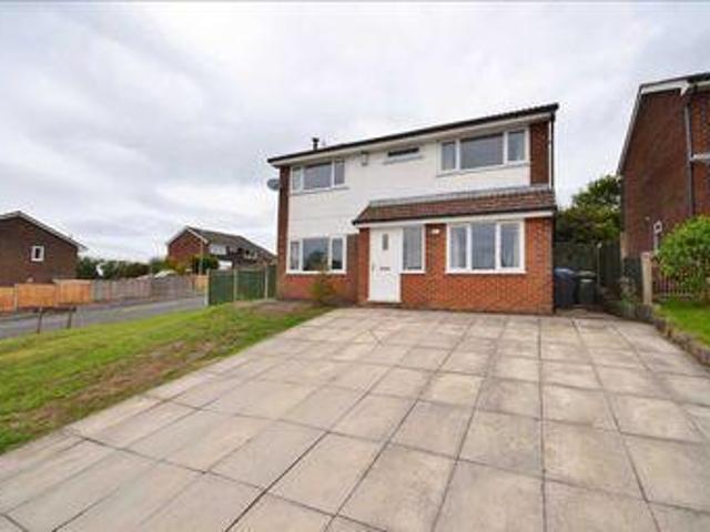 4 Bedrooms Detached house for sale in Carleton Road, Great Knowley, Chorley PR6