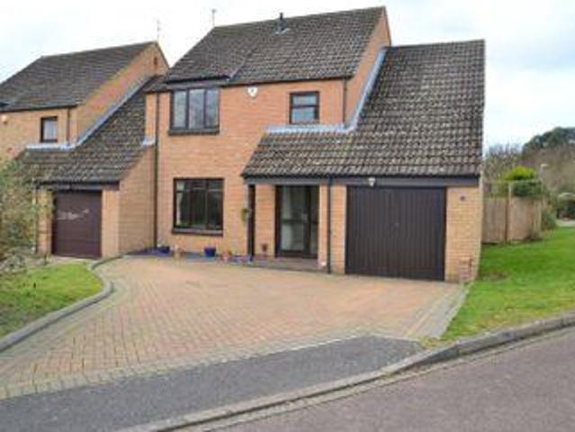 4 Bedrooms Detached house for sale in Carston Grove, Calcot, Reading, Berkshire RG31