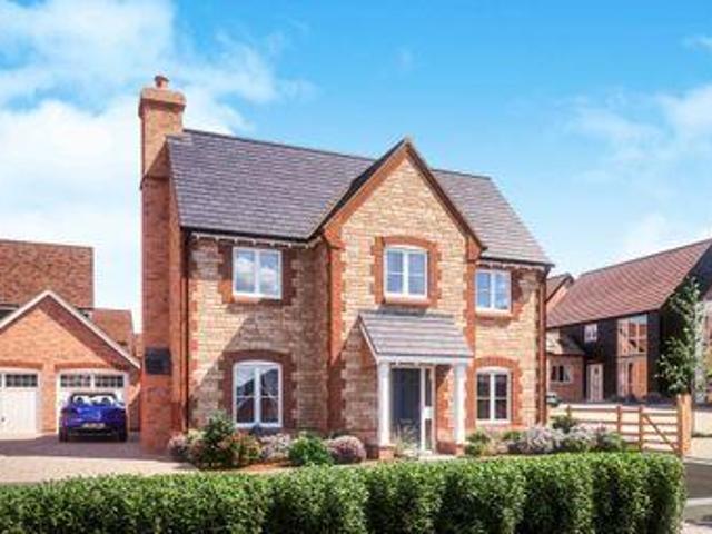 4 Bedrooms Detached house for sale in Chearsley Road, Long Crendon, Aylesbury HP18