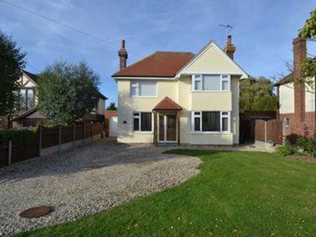 4 Bedrooms Detached house for sale in Cherry Orchard, Chestfield, Whitstable CT5