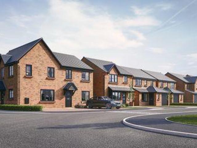 4 Bedrooms Detached house for sale in Chorley New Road, Horwich BL6