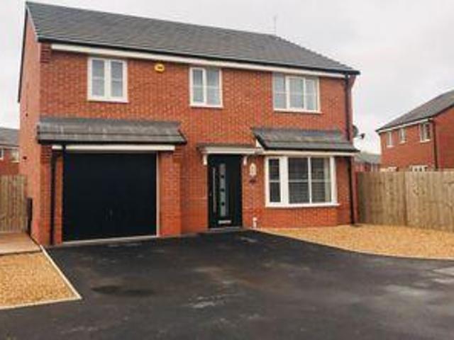 4 Bedrooms Detached house for sale in Church Field Close, Crewe CW1