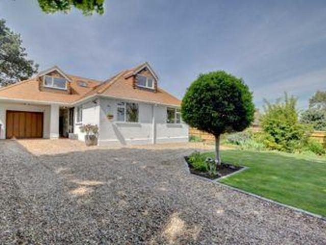 4 Bedrooms Detached house for sale in Church Lane, Bledlow Ridge, High Wycombe HP14