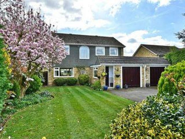 4 Bedrooms Detached house for sale in Common Wood, Farnham Common, Buckinghamshire SL2