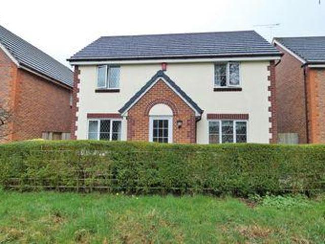 4 Bedrooms Detached house for sale in Comberbach Drive, Stapeley, Nantwich CW5