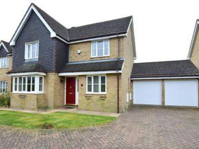 4 Bedrooms Detached house for sale in Constantine Road, Ashford, Kent TN23