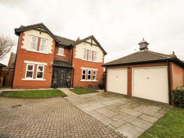 4 Bedrooms Detached house for sale in Copperfields, Lostock, Bolton BL6