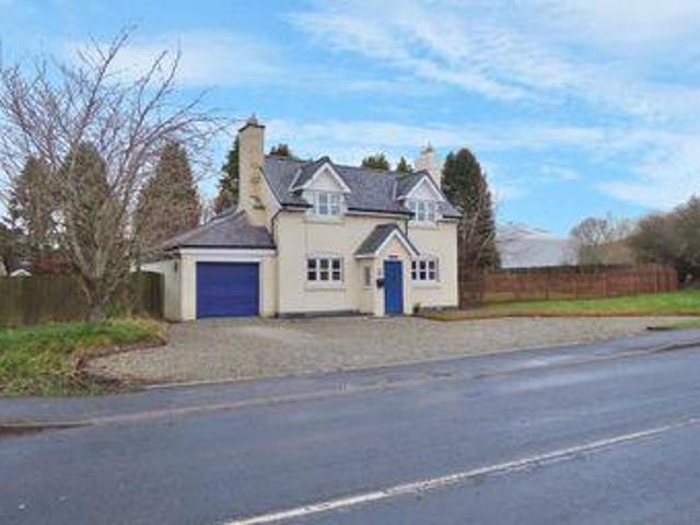 4 Bedrooms Detached house for sale in Corwen, Denbighshire, Clwyd LL21