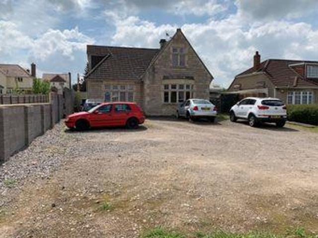 4 Bedrooms Detached house for sale in Court Farm Road, Longwell Green, Bristol BS30