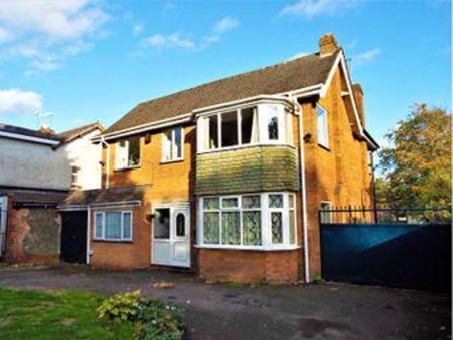4 Bedrooms Detached house for sale in Crabmill Lane, Birmingham B38