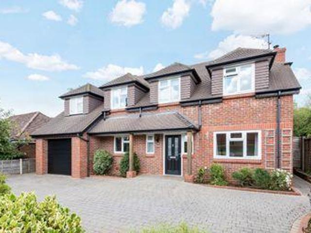 4 Bedrooms Detached house for sale in Crescent Rise, Thakeham RH20