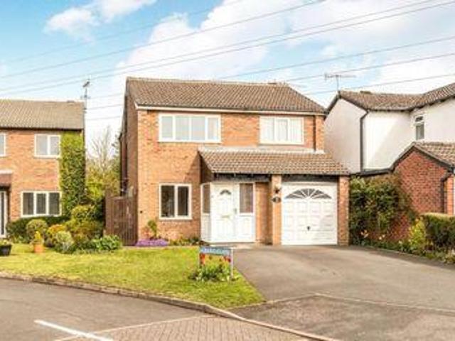 4 Bedrooms Detached house for sale in Croft Close, Warwick, Warwickshire. CV34
