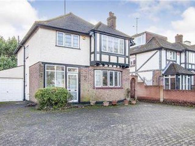 4 Bedrooms Detached house for sale in Crofton Road, Orpington, Kent BR6