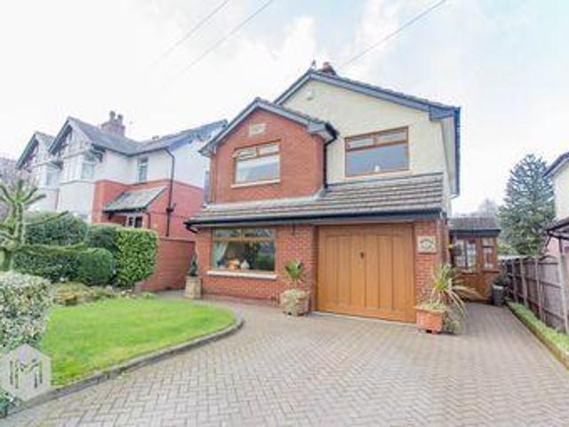 4 Bedrooms Detached house for sale in Crosby Road, Radcliffe, Manchester M26
