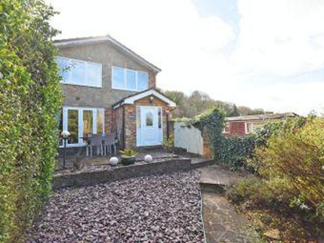 4 Bedrooms Detached house for sale in Cryers Hill Road, Cryers Hill, High Wycombe HP15
