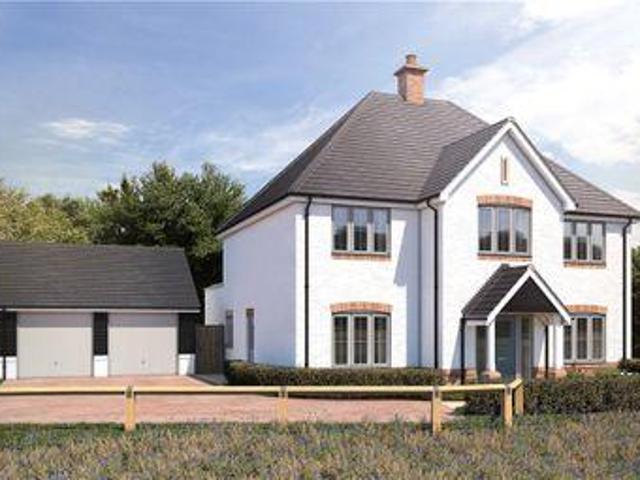 4 Bedrooms Detached house for sale in Dukes Meadow, Odiham Road, Riseley RG7