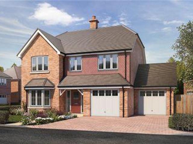 4 Bedrooms Detached house for sale in Dukes Meadow, Odiham Road, Riseley RG7