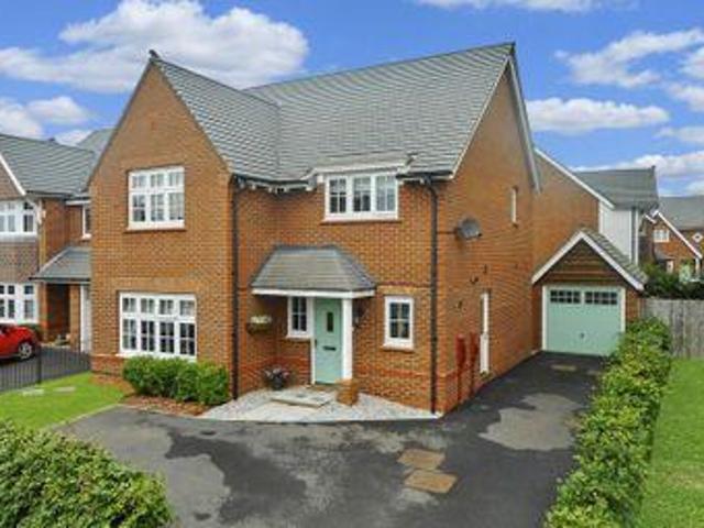 4 Bedrooms Detached house for sale in Danebank Avenue, Crewe CW2