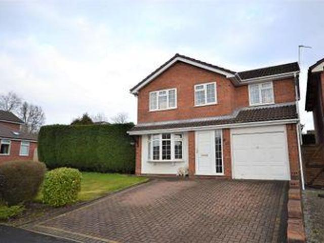 4 Bedrooms Detached house for sale in Darsham Gardens, Westbury Park, Newcastle ST5