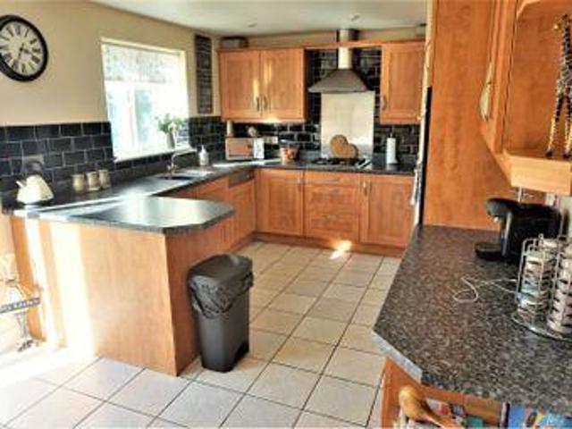 4 Bedrooms Detached house for sale in David Harman Drive, West Bromwich B71