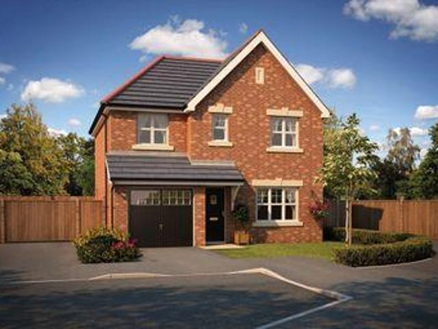 4 Bedrooms Detached house for sale in Euxton Lane, Euxton, Chorley PR7