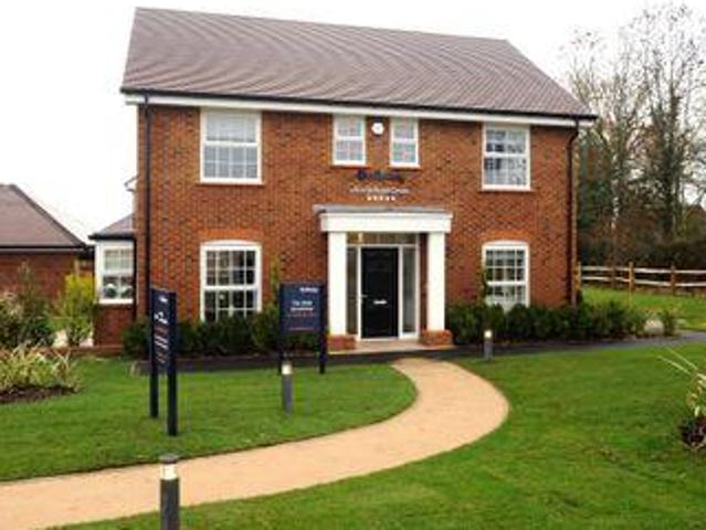 4 Bedrooms Detached house for sale in East Street, Billingshurst RH14