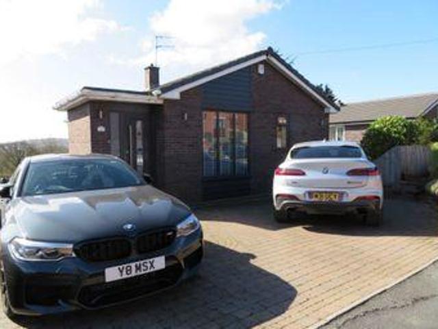 4 Bedrooms Detached house for sale in Edward Road, Shaw, Oldham OL2