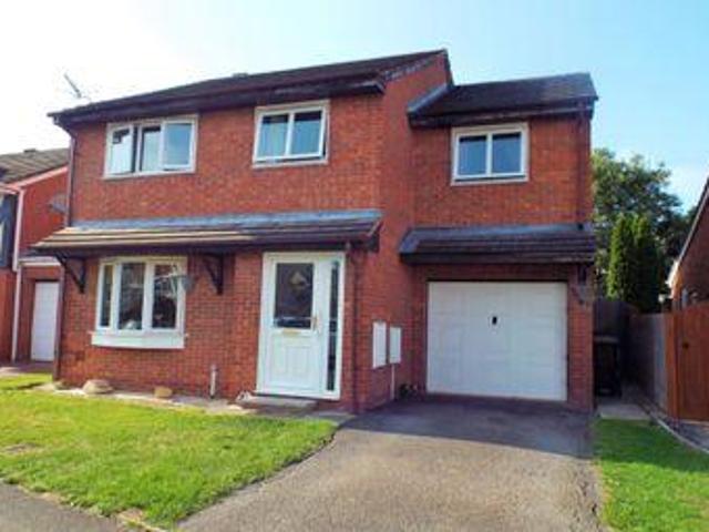 4 Bedrooms Detached house for sale in Falkland Road, Evesham WR11
