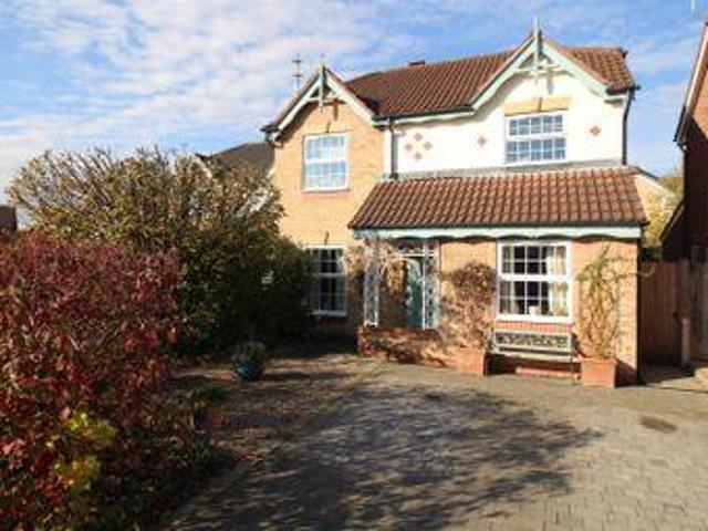 4 Bedrooms Detached house for sale in Ferguson Close, Beeston, Nottingham NG9