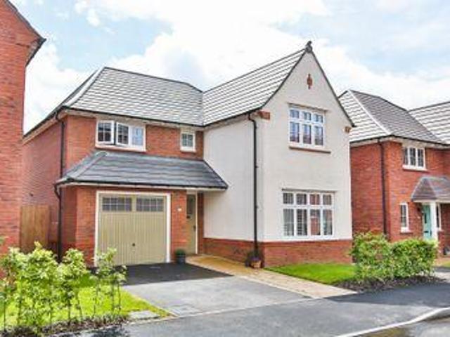 4 Bedrooms Detached house for sale in Fiennes Way, Hereford HR4