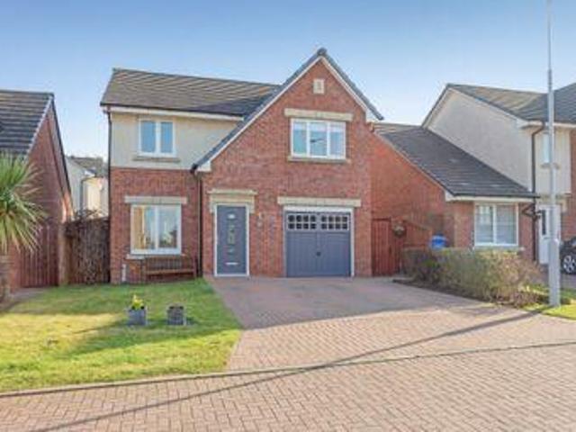 4 Bedrooms Detached house for sale in Fieldfare View, Dunfermline KY11