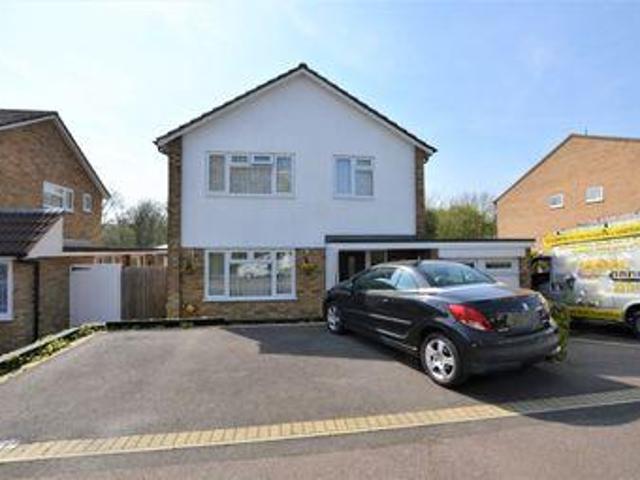 4 Bedrooms Detached house for sale in Fold Croft, Harlow CM20