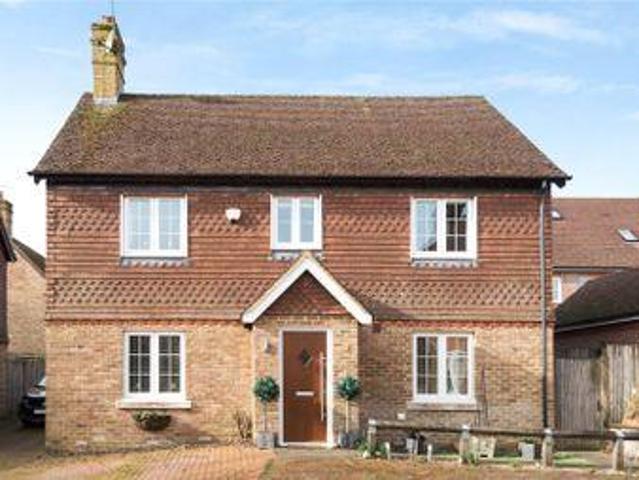 4 Bedrooms Detached house for sale in Friars Oak, Medstead, Alton, Hampshire GU34