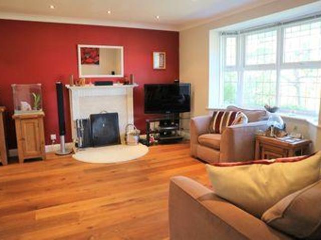 4 Bedrooms Detached house for sale in Gallows Lane, Westham BN24