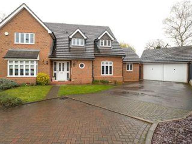 4 Bedrooms Detached house for sale in Gateley Close, Thelwall, Warrington WA4