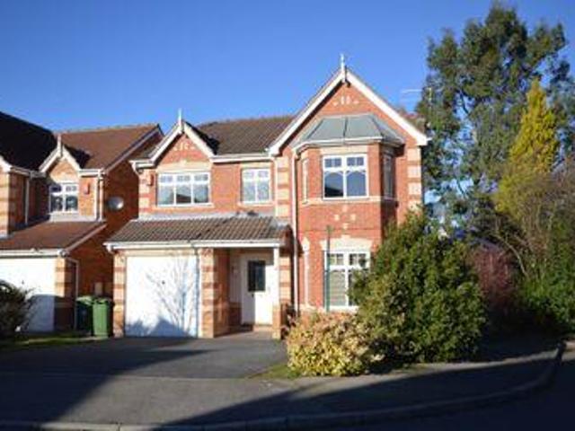 4 Bedrooms Detached house for sale in Gosside Grove, Normanton WF6