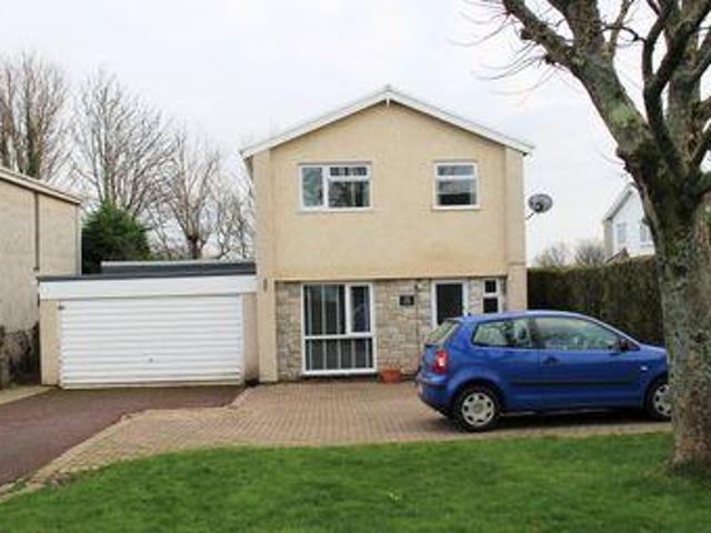 4 Bedrooms Detached house for sale in Grange Gardens, Llantwit Major CF61