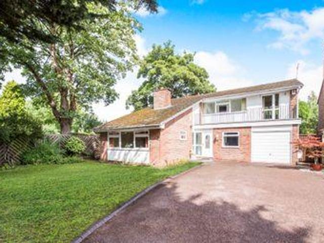 4 Bedrooms Detached house for sale in Grenfell Road, Leicester LE2