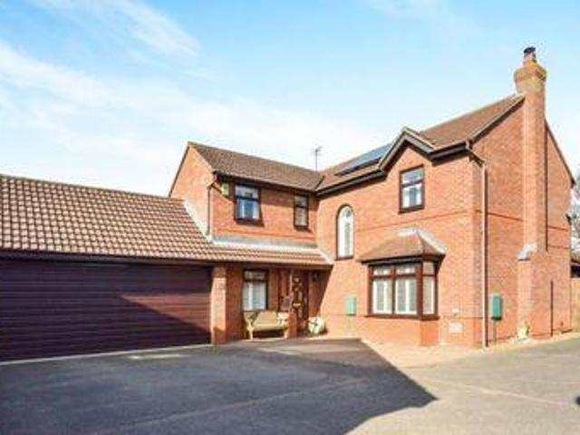 4 Bedrooms Detached house for sale in Great Linch, Middleton, Milton Keynes, Buckinghamshire MK10