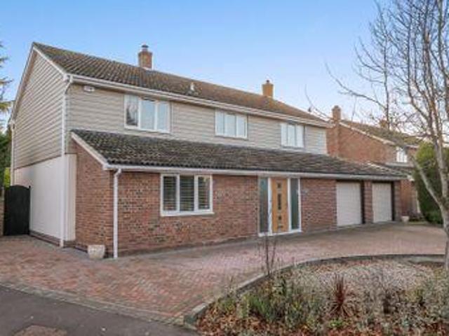 4 Bedrooms Detached house for sale in Hurnard Drive, Colchester CO3