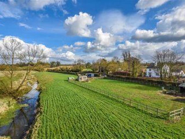 4 Bedrooms Detached house for sale in Hanging Wood, Standon, Hertfordshire SG11