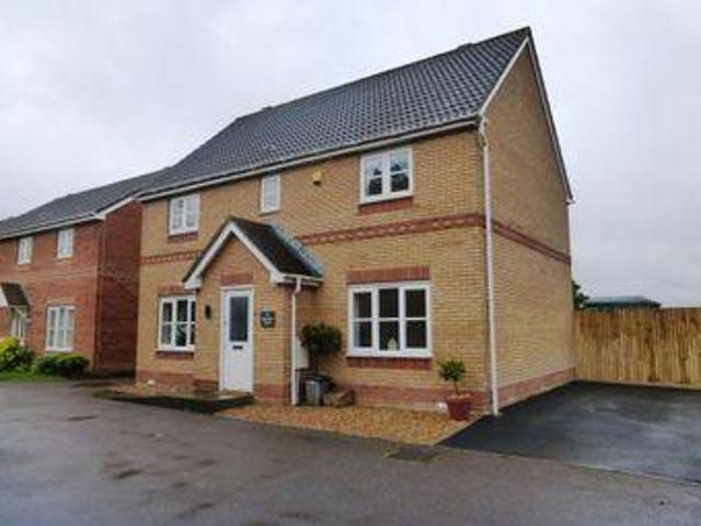 4 Bedrooms Detached house for sale in Harrison Drive, St. Mellons, Cardiff CF3
