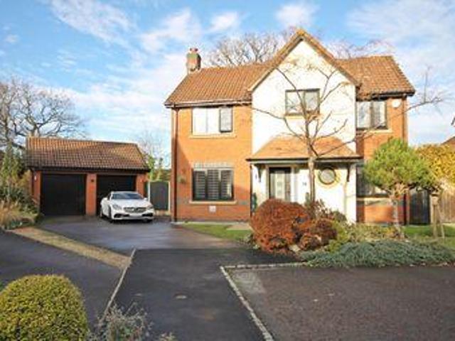 4 Bedrooms Detached house for sale in Hatfield Gardens, Appleton, Warrington WA4