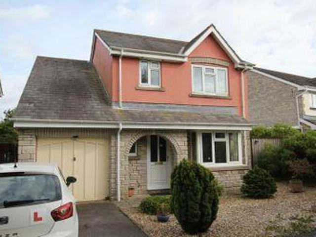 4 Bedrooms Detached house for sale in Heol Pentre´r Felin, Llantwit Major CF61