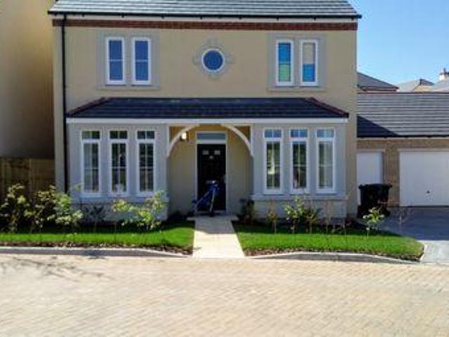 4 Bedrooms Detached house for sale in Helena Crescent, Fairfield, Hitchin SG5